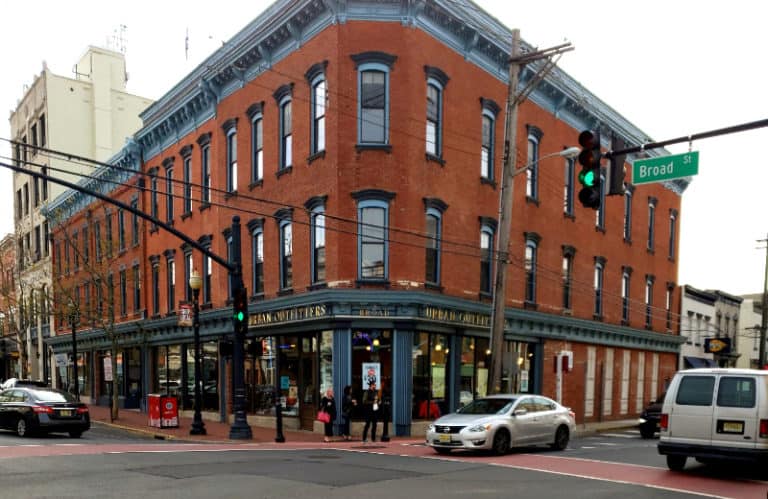 Element Red Bank – Limited collection of 1 & 2 bedroom residences